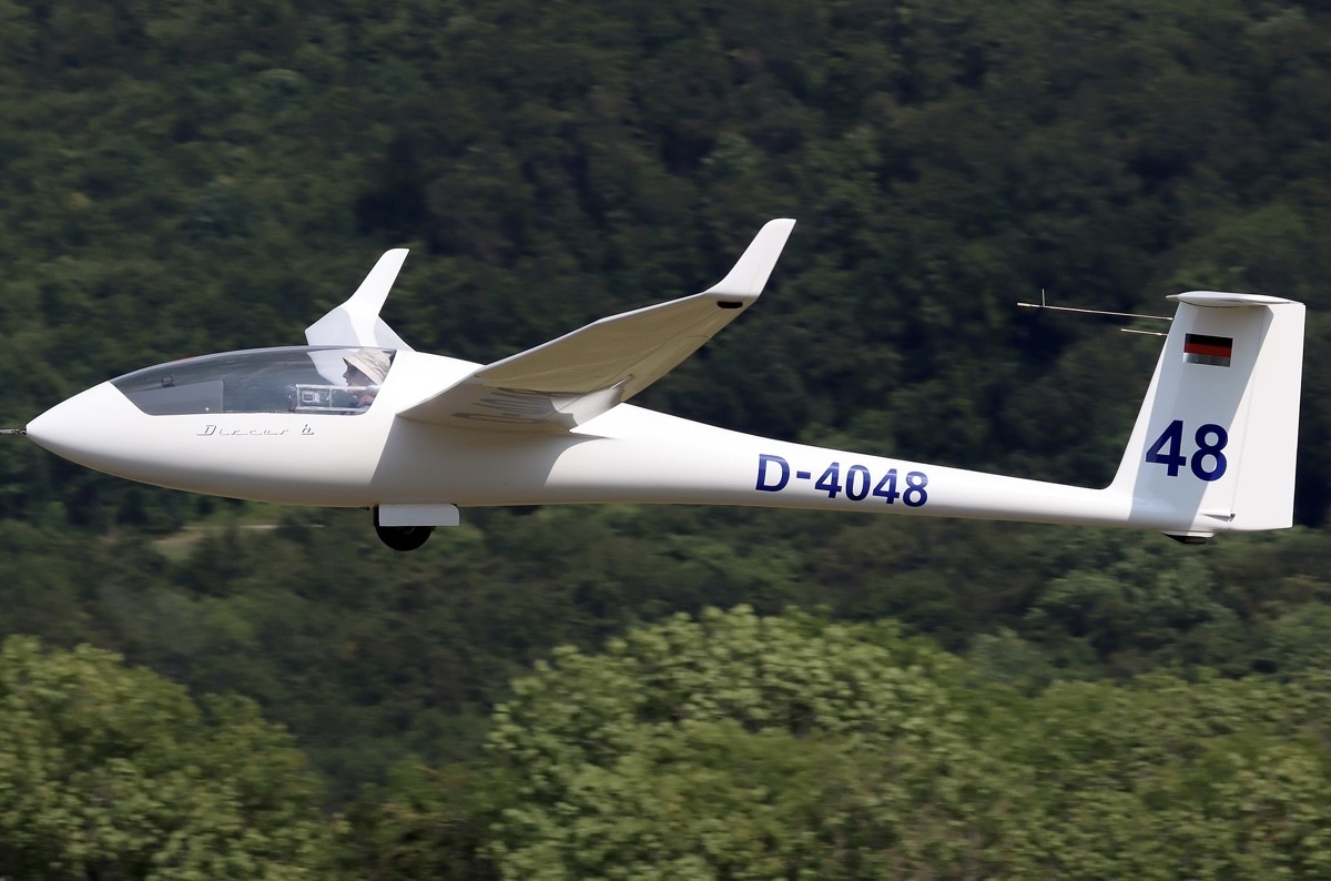 Schempp-Hirth Discus b D-4048 • ACAO - Aero Club Adele Orsi